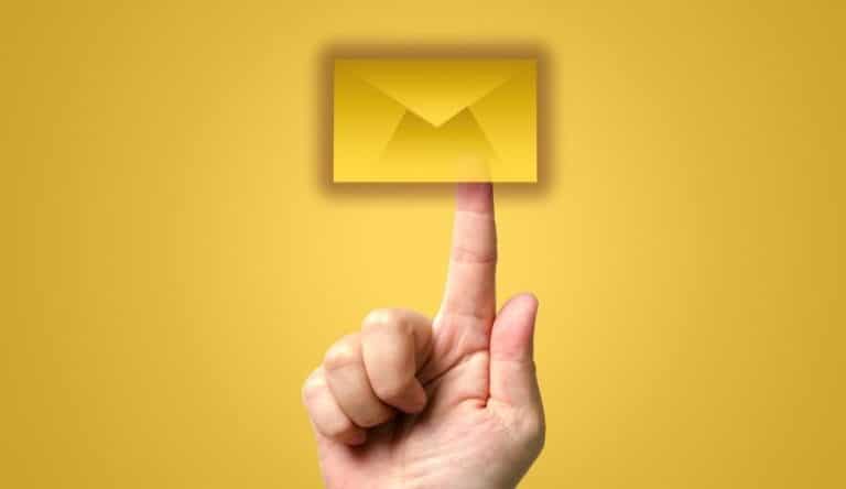 A Virtual Mailbox Guide for Travelers, Expats, & Digital Nomads