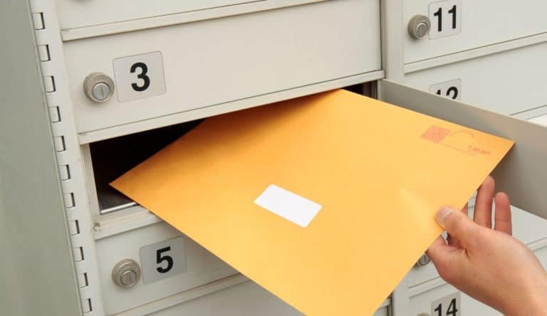 How Many Stamps Do I Need for a Manila Envelope (USPS) - MAILBOX MASTER